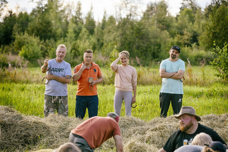 Farmi Suomi (2020) | ČSFD.cz