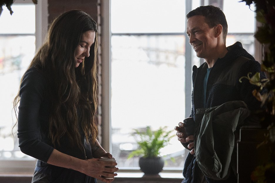 Pod skleněnou kupolí (2025) | ČSFD.sk