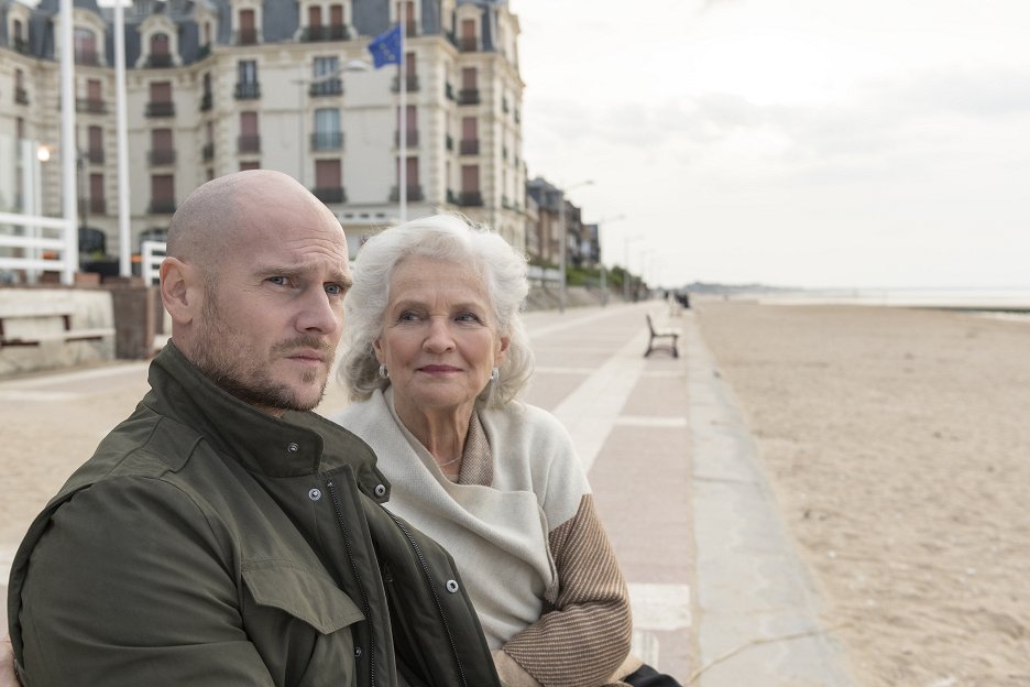 Stíny smrti: Vraždy na Květinovém pobřeží (2023) | Gallery - Promo ...