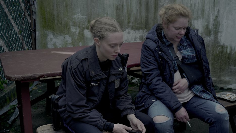 Dlouhá průzračná řeka - Hereditary (E06) (2025) | ČSFD.cz