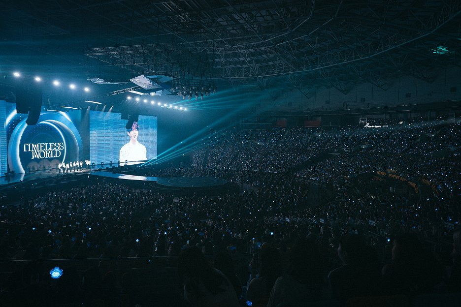 ZEROBASEONE THE FIRST TOUR [TIMELESS WORLD] IN CINEMAS (2025) | ČSFD.cz