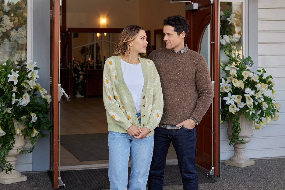 An Easter Bloom (2024) | ČSFD.cz