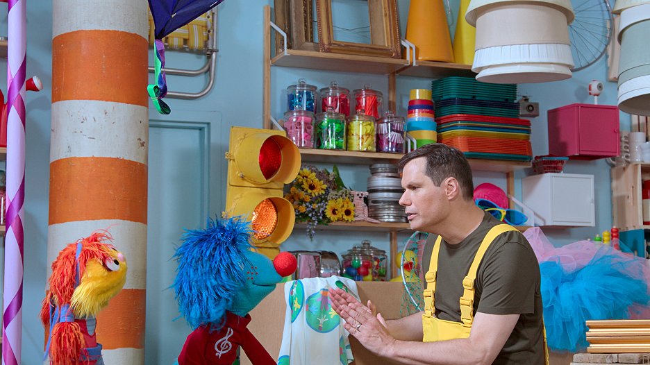 Helpsters (2019) | ČSFD.cz
