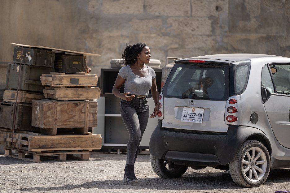 Devět těl v mexické márnici - Body Bags (E06) (2025) | Galerie - Z epizody | ČSFD.cz