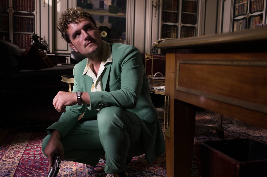 Včelař (2024) | Videá - Trailer | ČSFD.sk