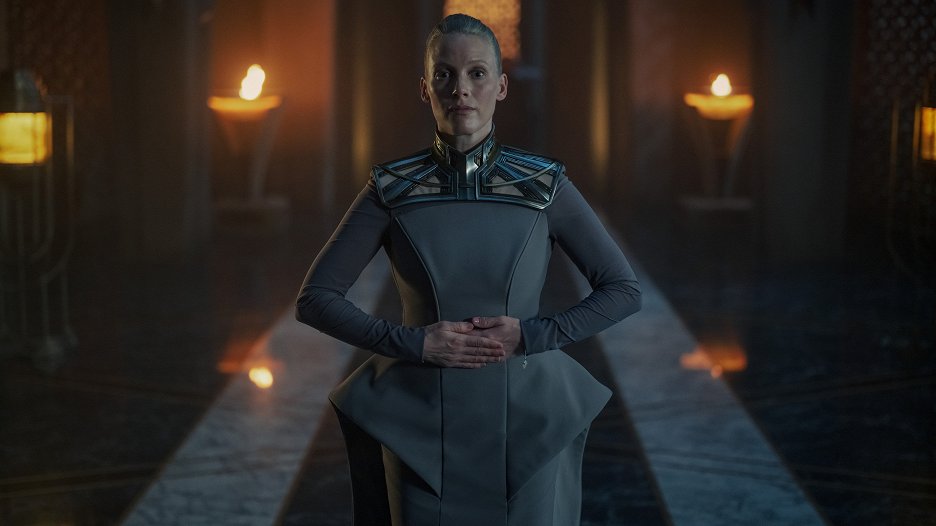 Nadácia - Tiene vo výpočtoch (S03E02) (2025) | ČSFD.sk