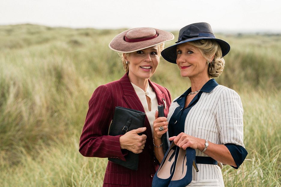 Badehotellet - Dametur (S09E03) (2022) | ČSFD.cz