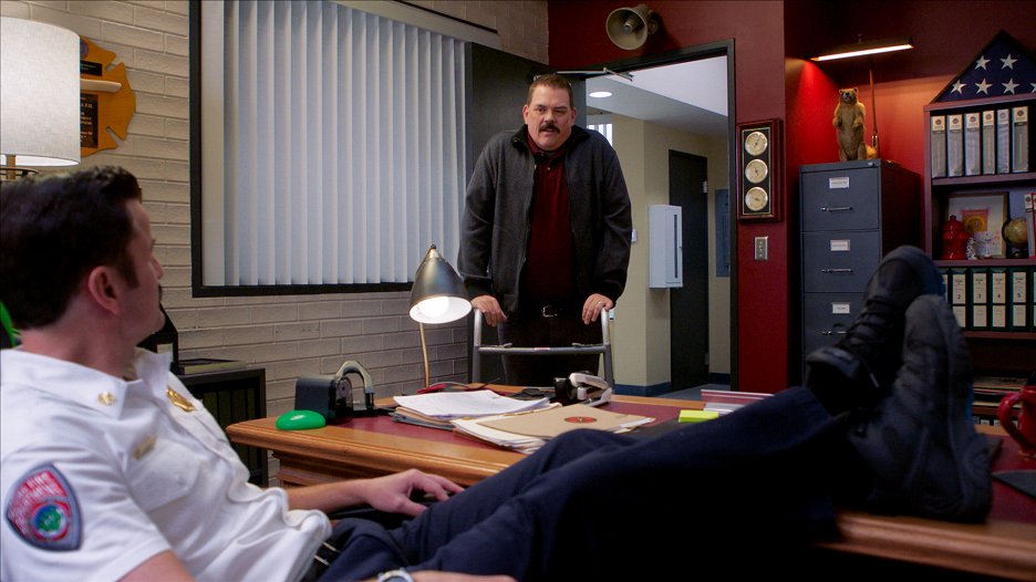 Tacoma FD - Eddie the Chief (S03E08) (2021) | ČSFD.cz