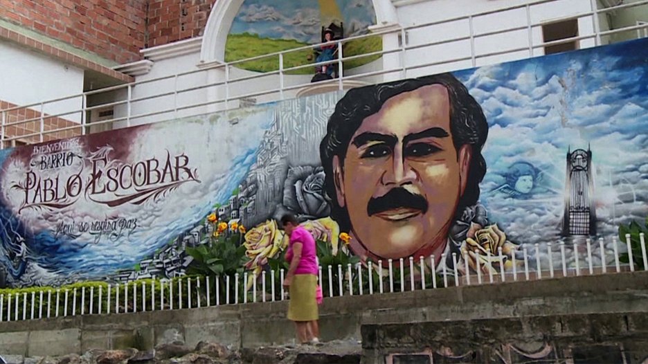 History's Greatest Mysteries - The Death and Fortune of Pablo Escobar ...