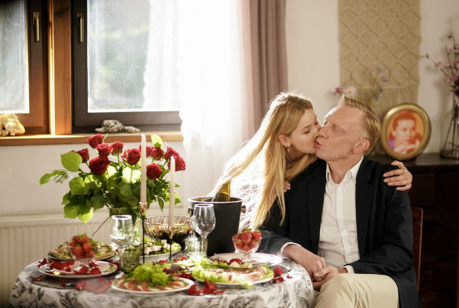 Leśniczówka - Episode 76 (S07E76) (2023) | Creators | ČSFD.cz