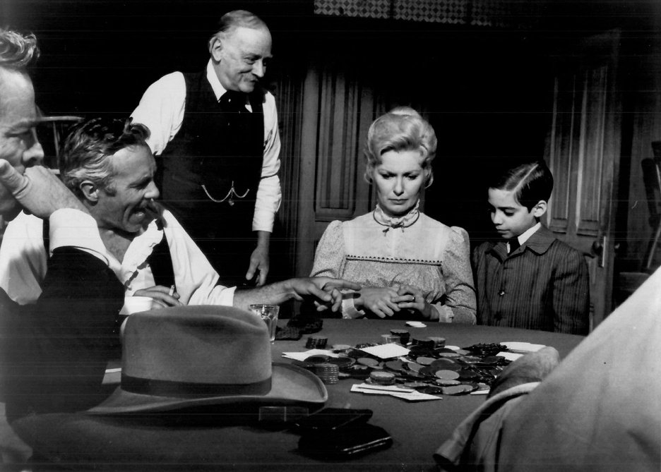 A Big Hand for the Little Lady (1966) | Awards | ČSFD.cz