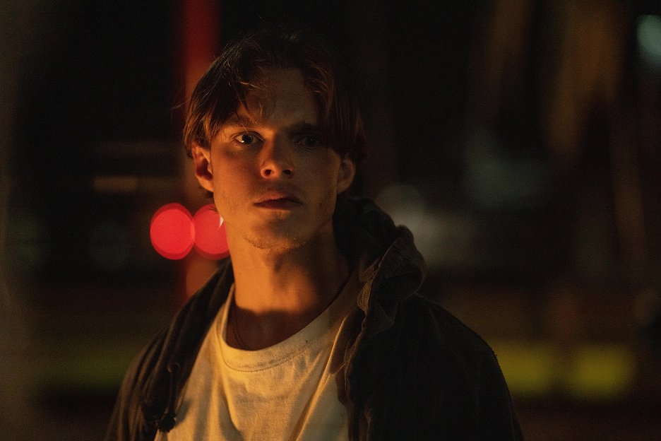 Finn Bennett | ČSFD.cz