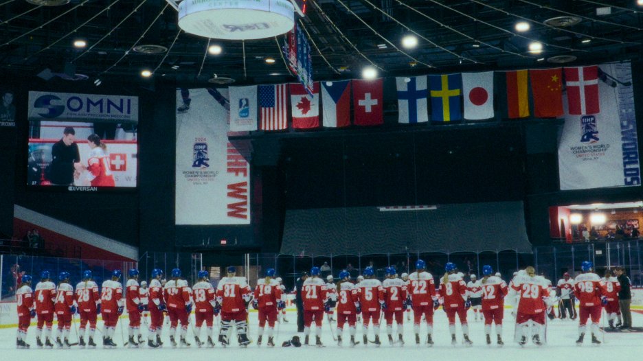 Holky na led! (2025) | ČSFD.cz