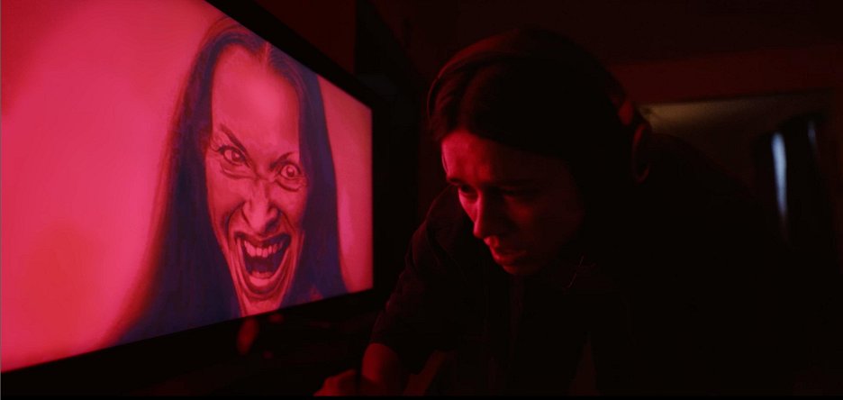 Undertone (2025) | ČSFD.cz
