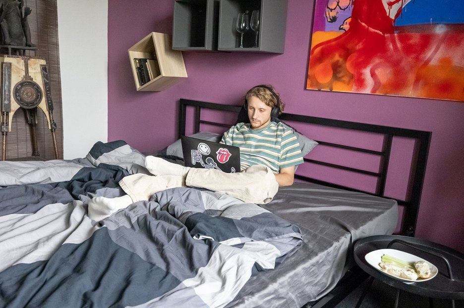 Zločin na dobré cestě - Bezdomovec (E04) (2025) | ČSFD.cz