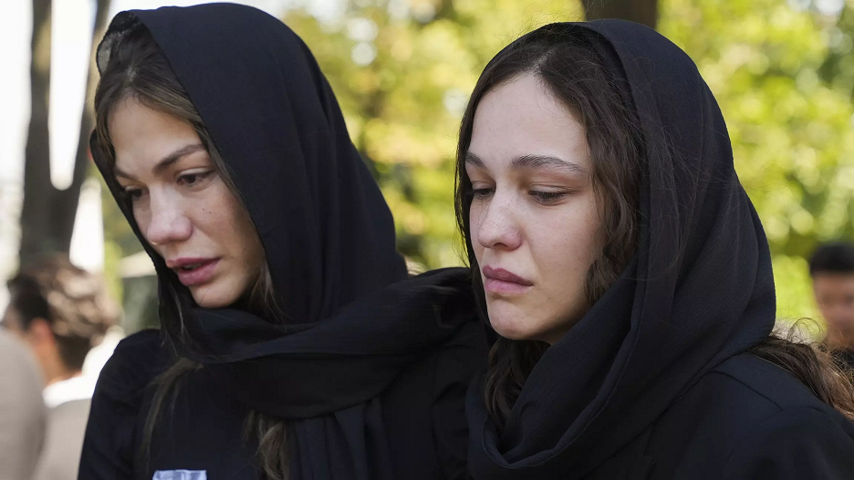 Güller ve Günahlar - Episode 2 (E02) (2025) | ČSFD.cz