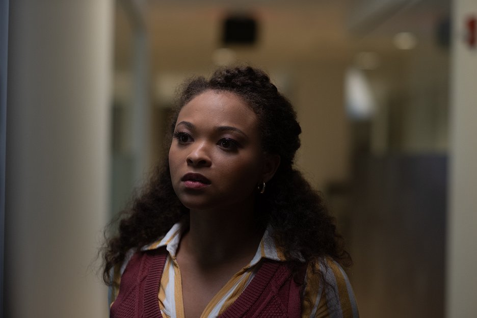 Zrada mezi námi (2023) | Filmotéka | ČSFD.cz