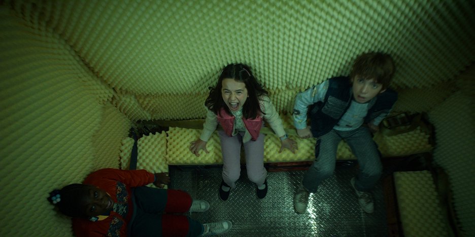 Alyse Elna Lewis | Galerie - Van film | ČSFD.cz