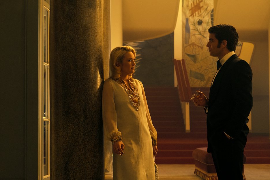 Paní Playmen - Epizoda 4 (E04) (2024) | ČSFD.cz