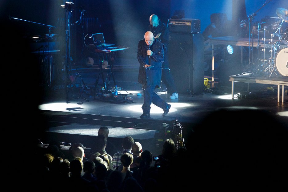 Peter Gabriel: Back to Front Live (2014) | ČSFD.cz