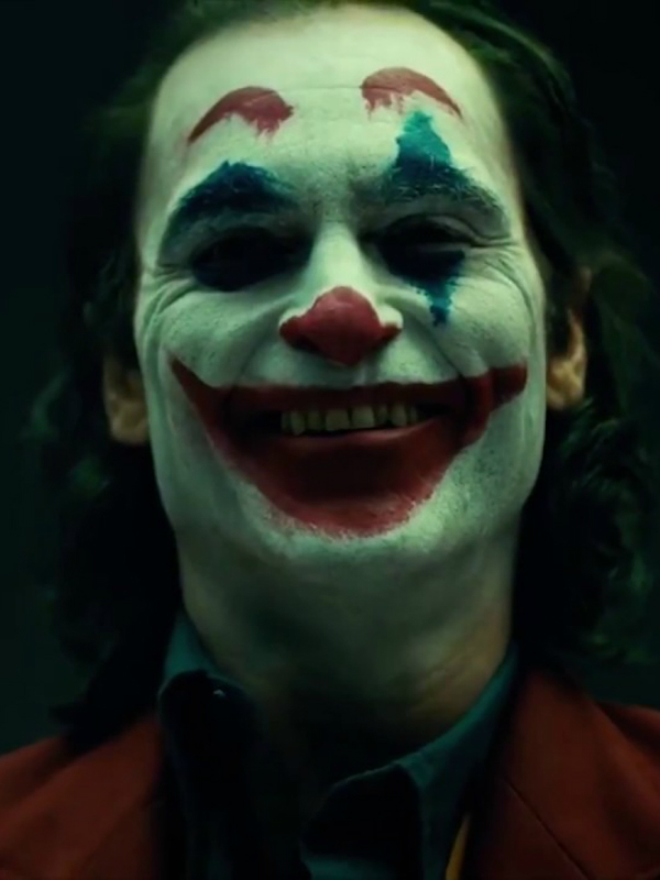 Joker obsadil mladého Bruce Wayna | News | ČSFD.cz